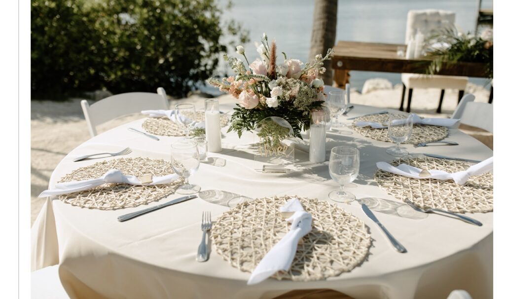 Islamorada Fish Company Wedding Venue : Florida Keys Wedding Center