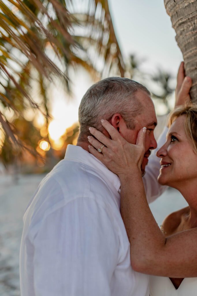 Denise and Tim's Stunning Smathers Beach Ceremony - FLORIDA KEYS BEACH ...